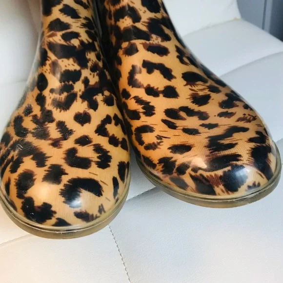 J. Crew | Shoes | Jcrew Chelsea Cheetah Print Rubber Boots | Poshmark